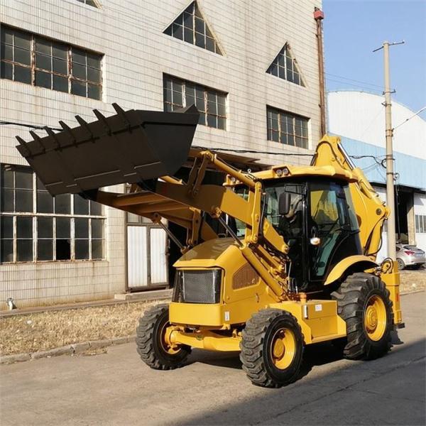 Quality Construction Works 4WD Backhoe Loader High Performance Earth Moving Machinery for sale