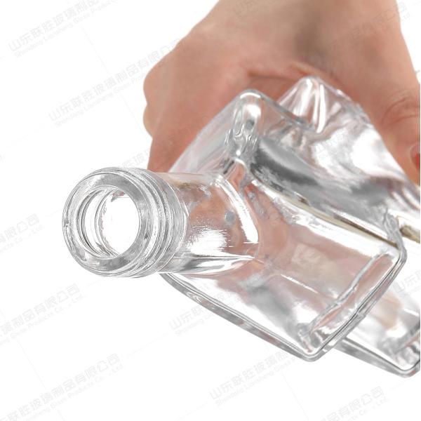 Quality Custom Size Accepted Clear Triangle Shape Glass Crystal Whisky Bottle Packaging for sale