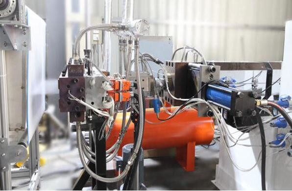Quality 380V 15GSM PP Meltblown Nonwoven Fabric Machine for sale