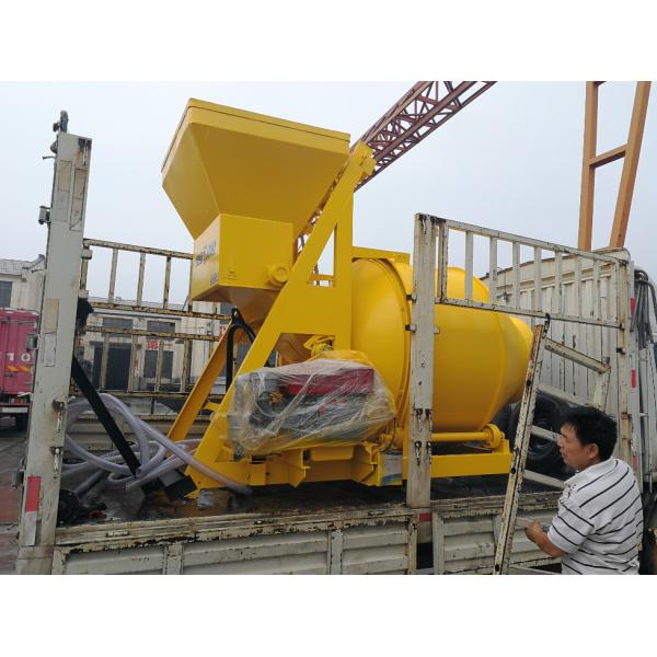 Quality Diesel Engine Concrete Drum Mixer Aggregate Mixing Machine With Wheels for sale