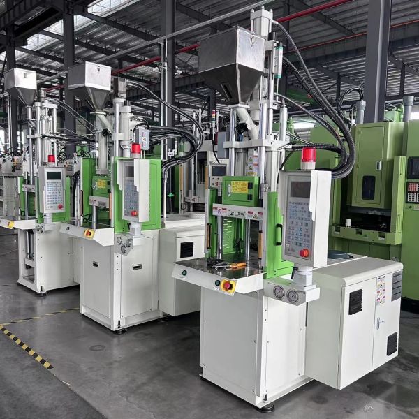Quality Automatic Plastic Vertical Injection Moulding Machine Standard type for sale