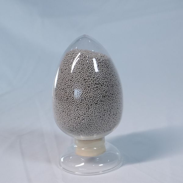 Quality Heat Stability Spherical Ccr Alumina Carrier Oil Ammonia Column Solid Base Catalyst for sale