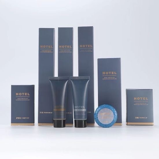 Quality 5 Star Hotel Amenities Sets Customized Logo Pet Friendly With Shampoo for sale