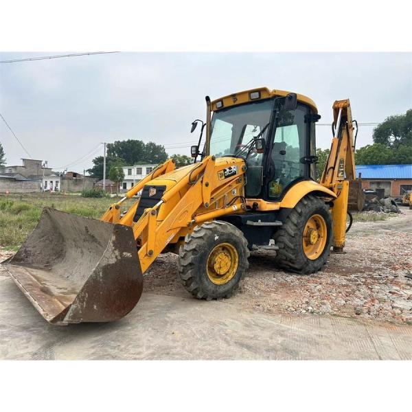 Quality Used Backhoe Loader JCB 3CX With 4.4L Engine And 4240mm Digging Depth for sale