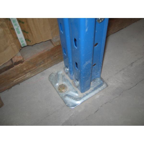 Quality 50.8mm Pitch Selective Pallet Racking System Large Scale For Cold Room Storage for sale