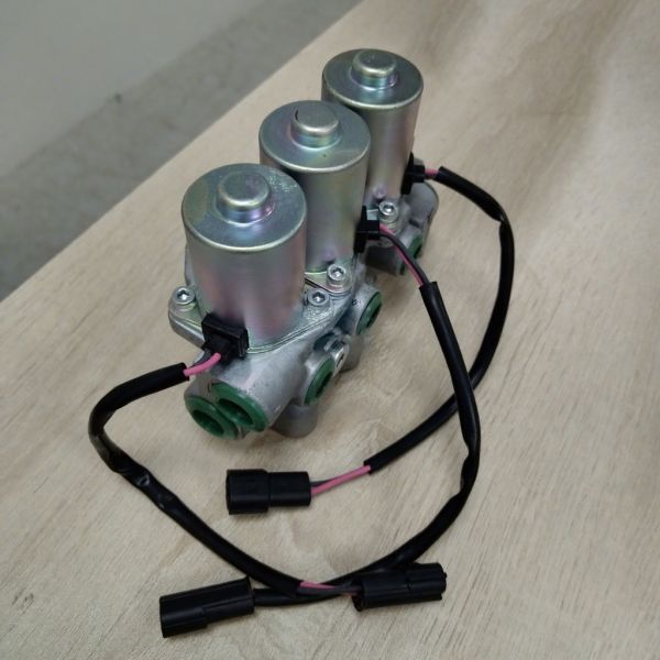Quality SK350-10 Solenoid Valve Assy SK250-10 Three-way Solenoid Valve Assy LQ35V00007F1 for Kobelco Excavator Parts for sale