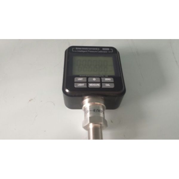 Quality Versatile and Professional HS602 Intelligent Pressure Calibrator with 1/4NPT M for sale