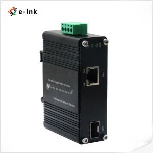 china High Voltage DC9-54V Boost to 30W PoE+ for 2.5G Copper & 10G SFP+ Rugged