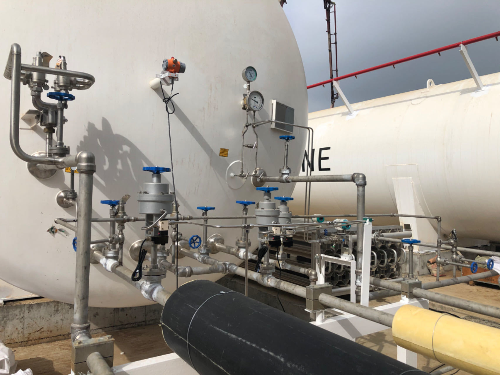 Quality PN40 Cryogenic Globe Valve with 3/8''-4'' Size and 5.0Mpa Pressure for LNG/LOX for sale