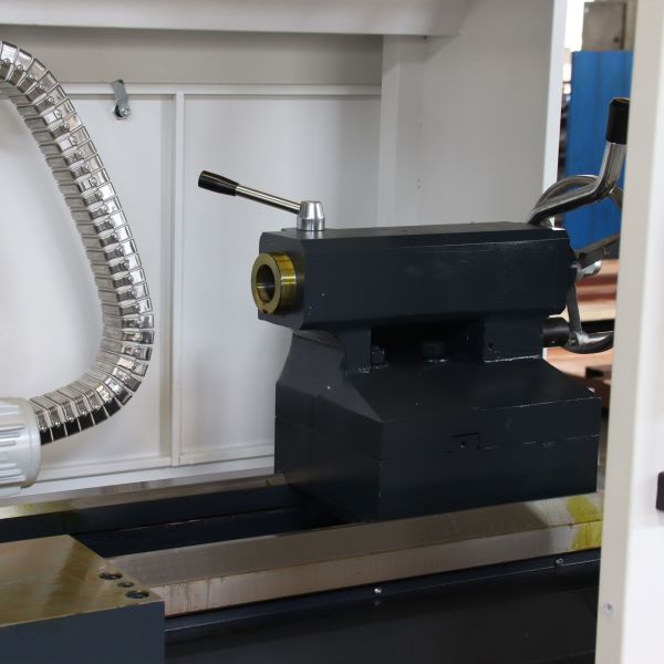 Quality CK6165E CNC Flat Bed Lathe: High Rigidity for Heavy Roughing & Precision for sale