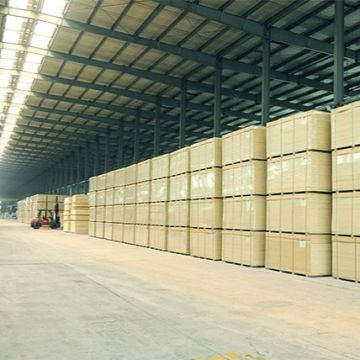 Quality Oriented Strand Board OSB2 Three Layer With Radiata Pine 2745mm Length For Load for sale