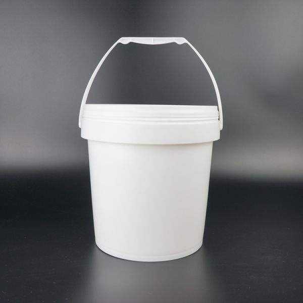 Quality 5L Circular Plastic Bucket with 0.8-1.5mm Thickness Color As Required for sale