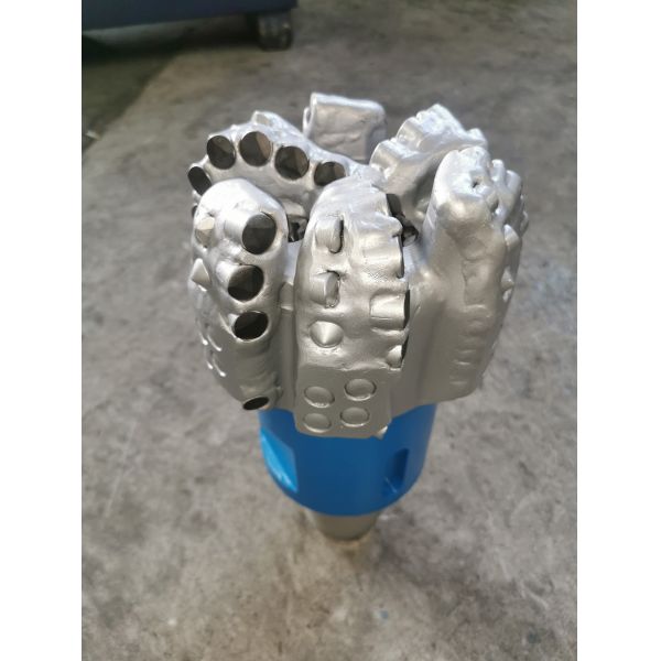 Quality Matrix Body 6-5/8 inch 616 PDC Diamond Bit Of Oifield API Drill Bit for sale