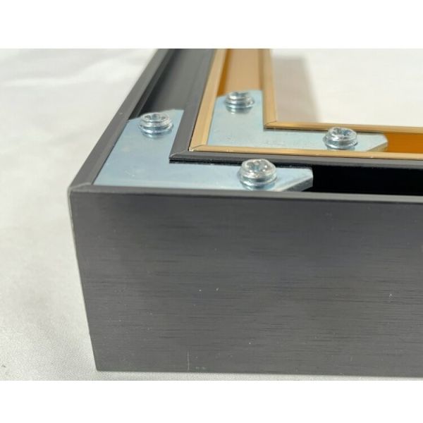 Quality Square Shape Picture Frame Light with Simple Wall Hanging Design and Brush for sale