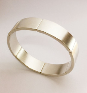 Quality Powerful Arc Ndfeb Magnets N30-N54 Motor Neodymium Magnet for sale