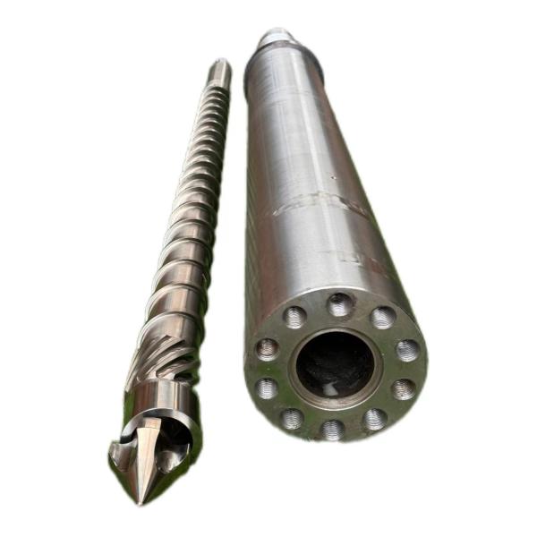 Quality Nitriding Treatment Injection Screw Barrel 900-1000 HV Hardness for sale
