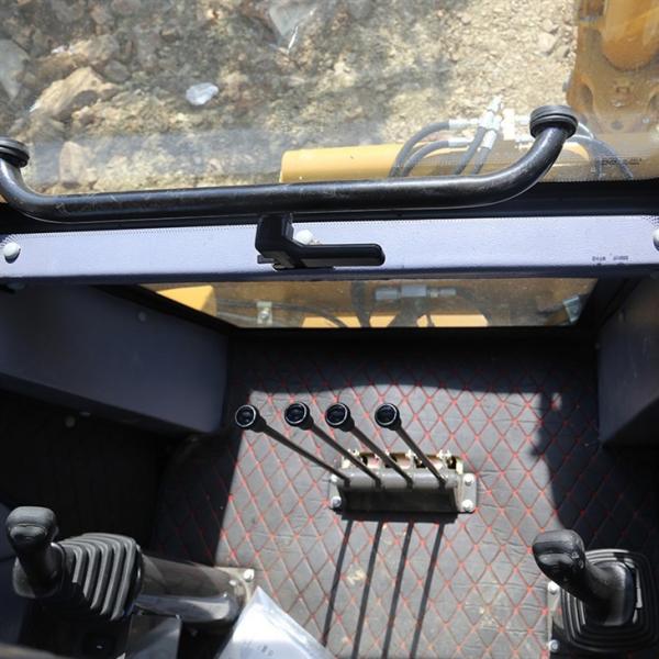 Quality Construction Works 4×4 Backhoe Loader Powering Building Equipment for sale