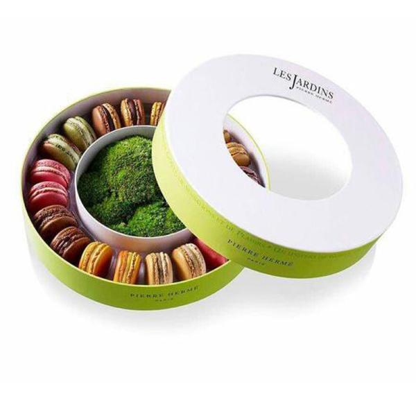 Quality Luxury Paperboard Round Macaron Gift Box With Plastic Tray for sale