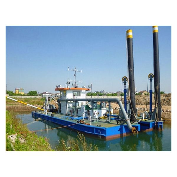Quality 6m Dredging Depth Cutter Suction Dredger Ship 205KW With Cummins Engine WN200 Pump for sale