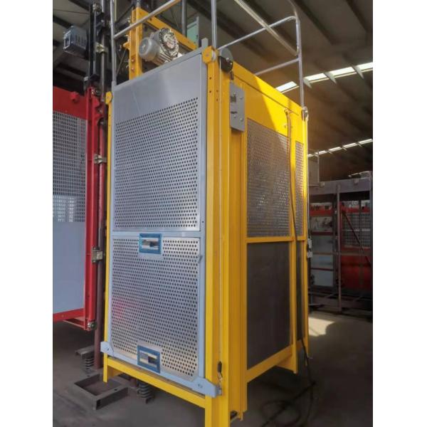 Quality SC150 Vertical Freight Elevator Or Electric Passenger 1.5t Rated Load For Oilfield for sale