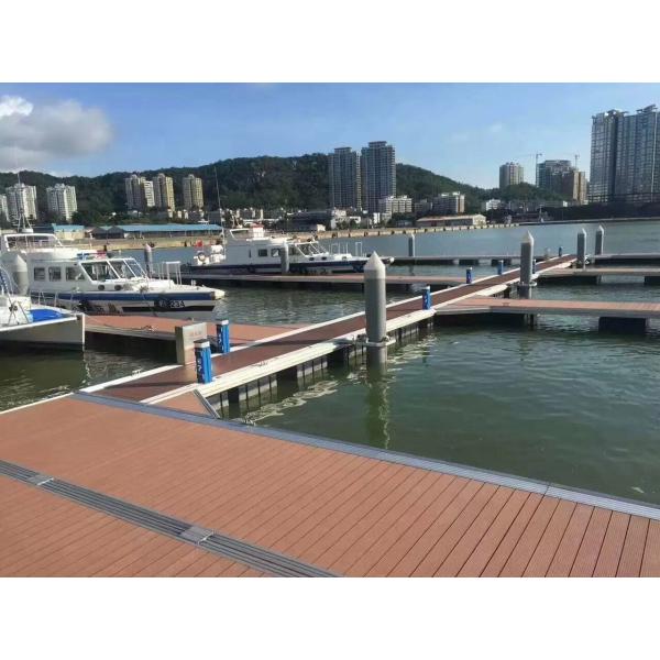 Quality 140 X 30 Waterproof WPC Composite Decking Outdoor Plastic Deck Boards Flooring for sale