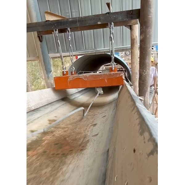 Quality RCYB Type Suspension Permanent Magnetic Separator Machine For Separation for sale