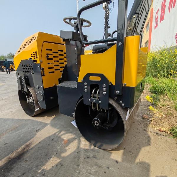 Quality 1865mm*900mm*2080mm 1 Ton Diesel Hydraulic Vibrating Tandem Asphalt Compactor Road Roller for sale