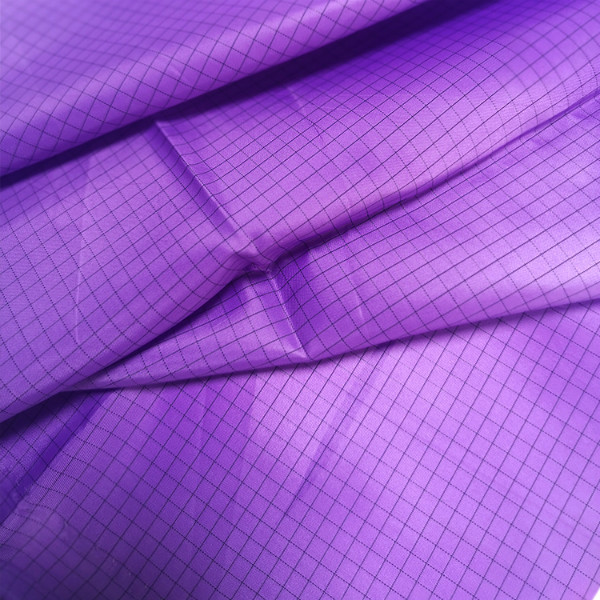 Quality 98% Polyester 2% Carbon Fiber ESD 5MM Grid Fabric For Cleanroom Garment for sale