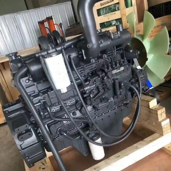 Quality New Engine DB58 DB58T DB58TIS Complete Engine Assy DB58 Engine Assembly for Doosan DH220-5 DX220-5 for sale