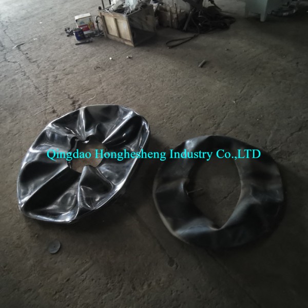 Quality Curing Inner Tube And Outer Envelope For Tyre Retreading Line for sale
