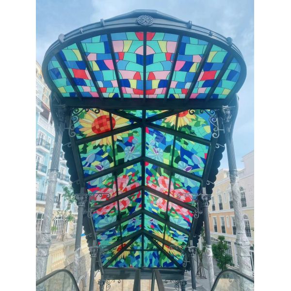 Quality 6+6/8+8mm Thickness Decorative Glass Customized Size Shape For Canopy Overpass Roof for sale