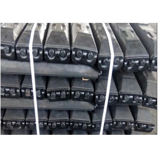 Bolt On Rubber Track Pads Excavator Undercarriage Parts from China Factory