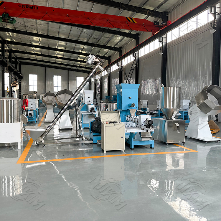 Pet food extrusion machine exterior view
