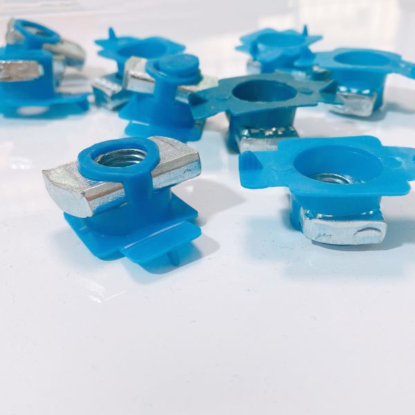 Quality HDG Carbon Steel M10 Long Strut Channel Spring Nut 40mm EN10142 Pre Galvanized for sale