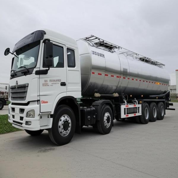 Quality Original Shacman Tractor Truck with 400L Aluminum Oil Tanker and 25 Ton Gross Vehicle Weight for sale