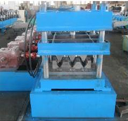 Quality 22Kw Main Motor Power Heavy Duty Galvanized Steel Guard Railway Roll Forming Machine Three Wave Guardrail for sale