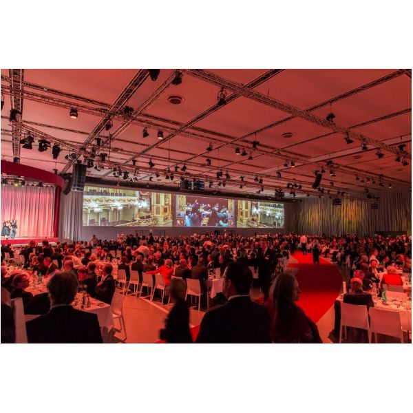 Quality Full Color Ultra HD Indoor LED Screen P2 P2.5 P3 P4 P5 P6 Stage LED Video Wall Display for sale