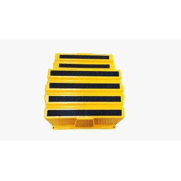 Quality Safety Padded Step Stool HDPE High Step Ladders For Operating The Machine for sale