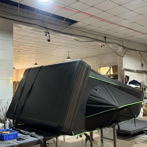 Quality Waterproof Aluminum Clamshell Roof Top Tent With Quick Automatic Opening for sale
