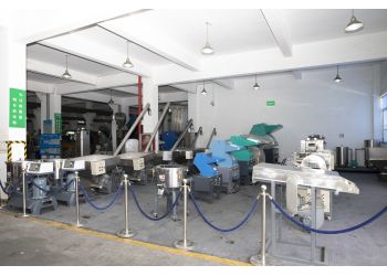 China Factory - NINGBO LVHUA PLASTIC & RUBBER MACHINERY INDUSTRIAL TRADE CO.,LTD.