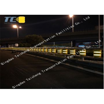 Quality Easily Assembled Highway Median Barriers , W Type Crash Barrier In Road for sale