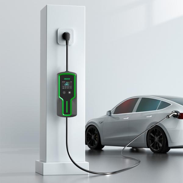 Quality Portable EV Charger LCD Display Screen Input Voltage 400v MAX Output Power 3.5kW 11.5kW for sale