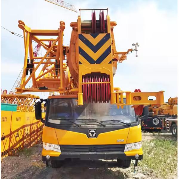 Quality 100 Tons Lifting Crane cargo Truck for sale