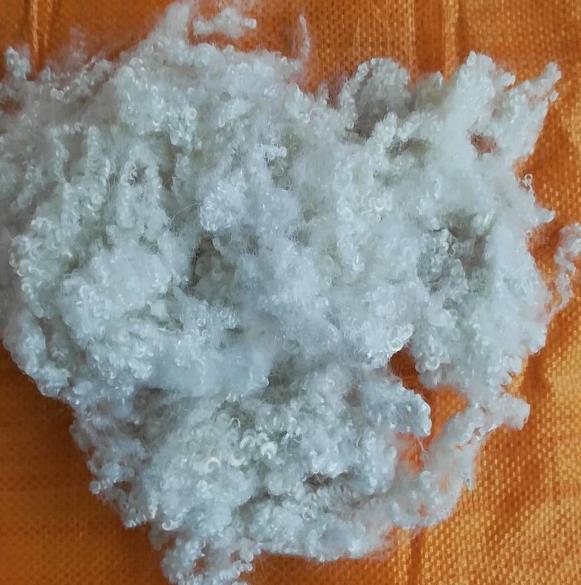 Quality Low Melt Polyester Staple Fiber with Low Moisture Absorption Good Abrasion Resistance and Excellent Flame Retardancy for sale