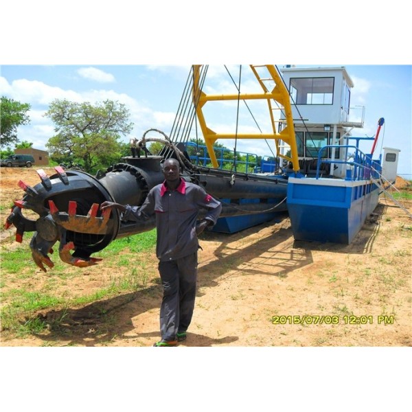 Quality 25m 3500m3/H 18" River Dredger Gold Mining Dredge for sale