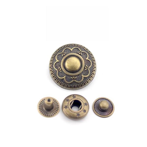 Quality Custom Embossed Metal Snap Buttons With Logo For Coats Clothes for sale