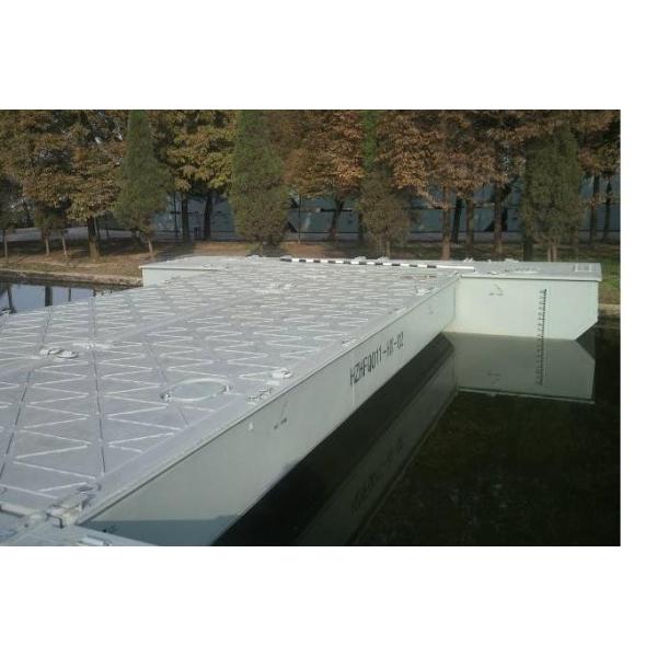 Quality Temporary Trestle Floating Pontoon Bridge With Anti-corrosion Coatings for sale
