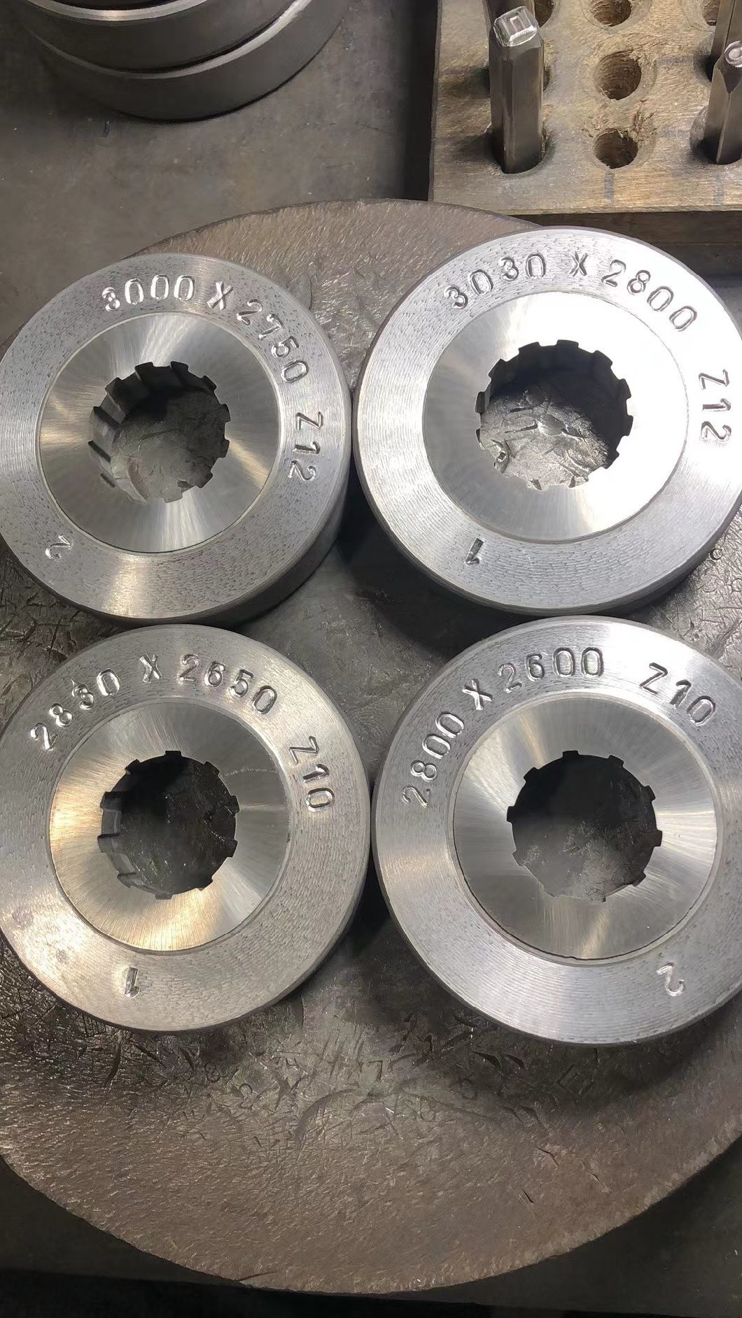 Polycrystalline Diamond Dies Tungsten Carbide Wire Drawing Dies Drawing Dies Manufacturers
