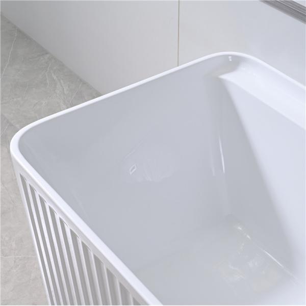Quality OEM White Freestanding Acrylic Bathtub Soaking 1700mm Rectangular for sale