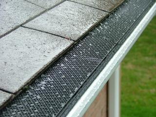 Quality Virgin Hdpe Construction Safety Netting Gutter Mesh / Gutter Guard for sale